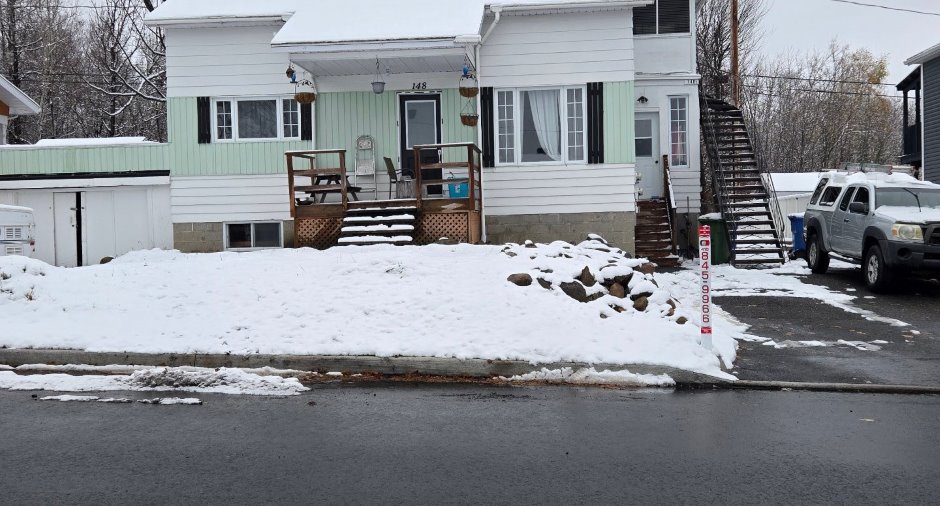 Duplex for sale: 148-148 1/2 Rue Albert-Trudel, Québec ville et ...