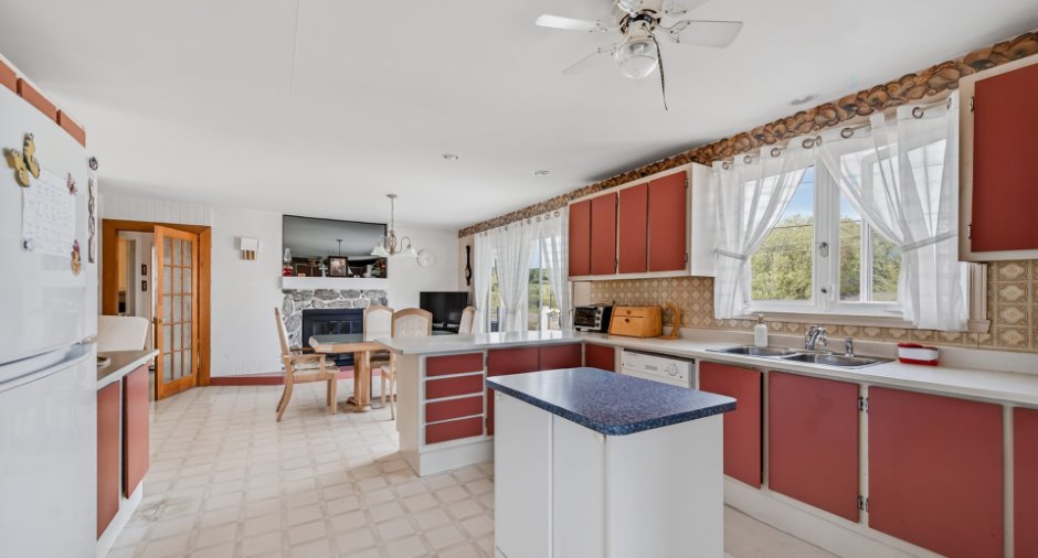Bungalow for sale: 14 Rue Letarte, Capitale-Nationale, Québec