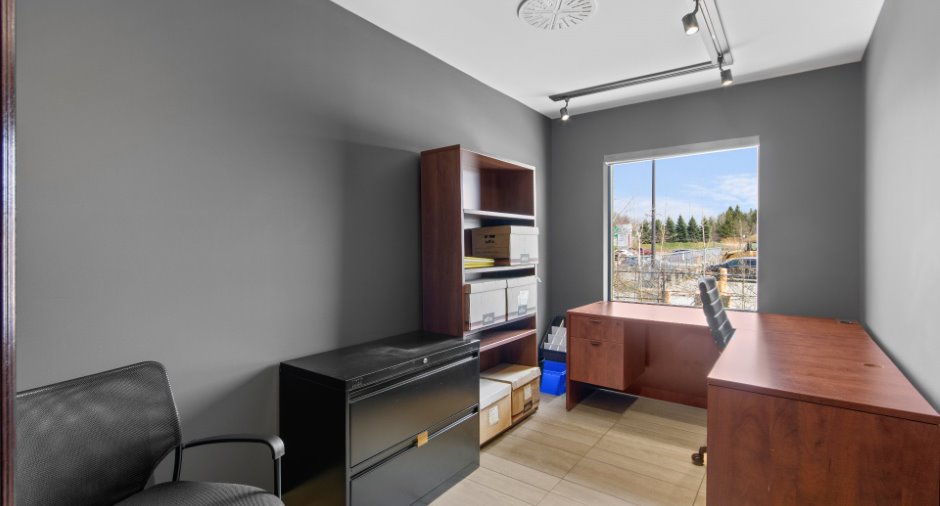 Commercial rental space/Office for sale: 5983 Ch. de St-Élie, Estrie ...