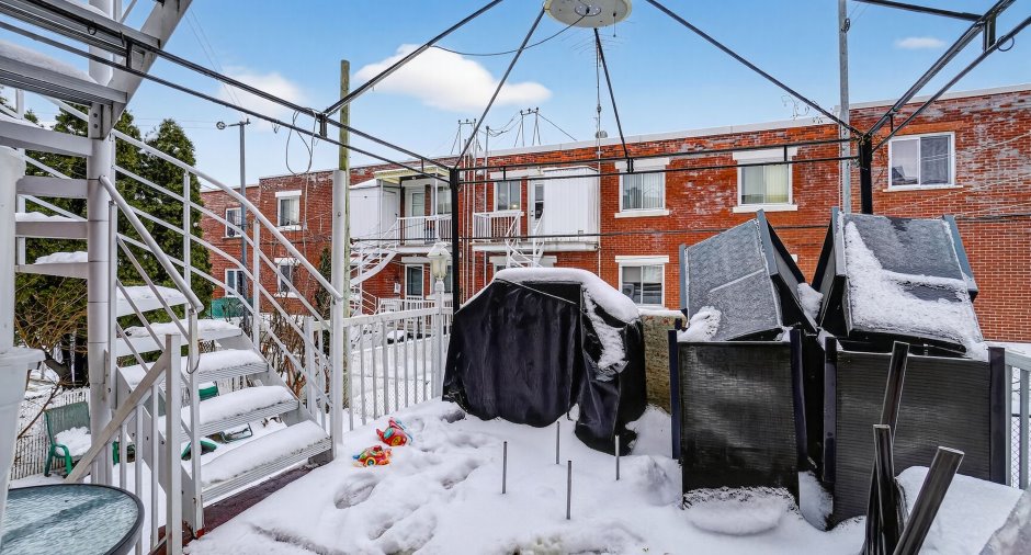Duplex for sale: 5020-5022 Rue Desmarteau, Montréal, Québec