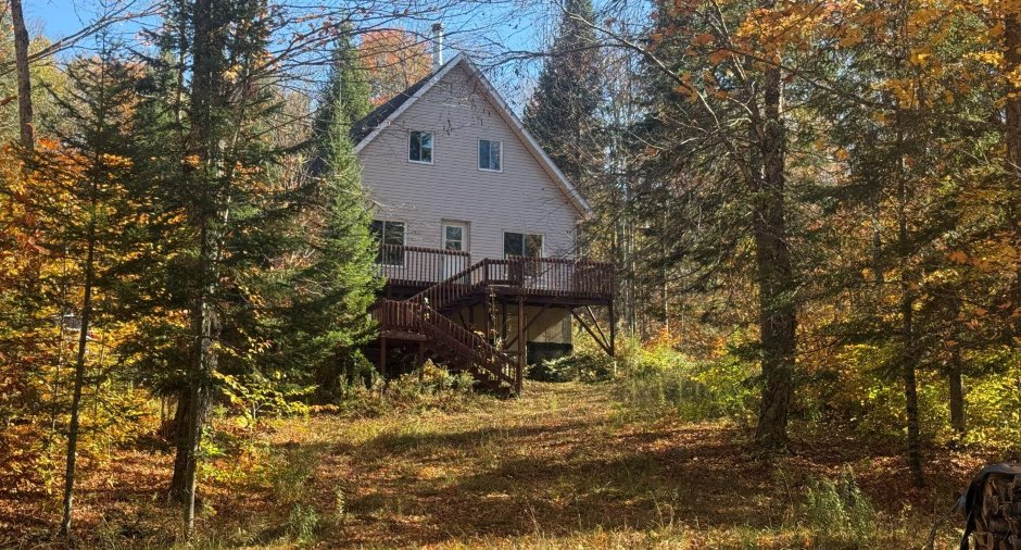 Two or more storey for sale: 38 Mtée Charette, Laurentides, Québec
