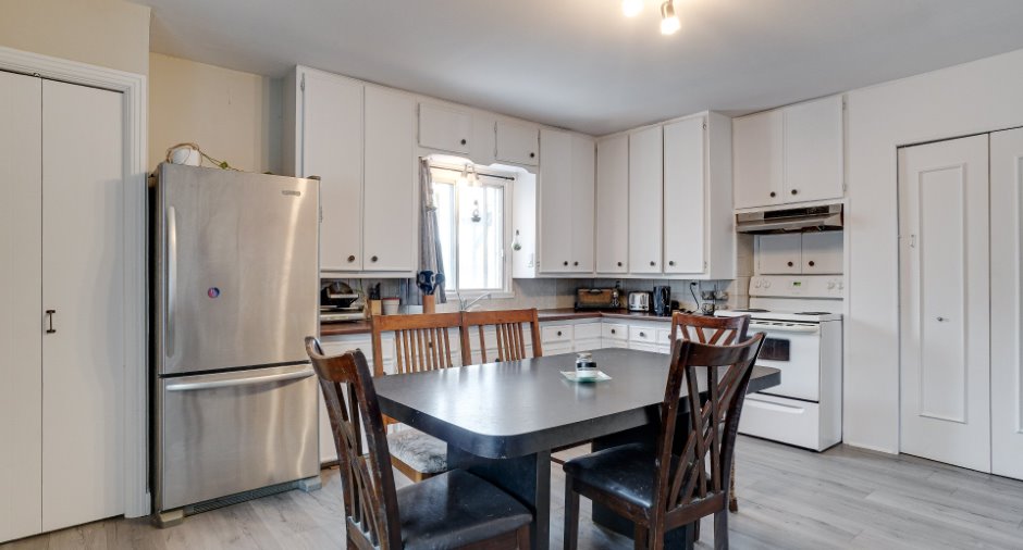 Duplex for sale: 16-16A Rue Louis-Hébert, Laurentides, Québec